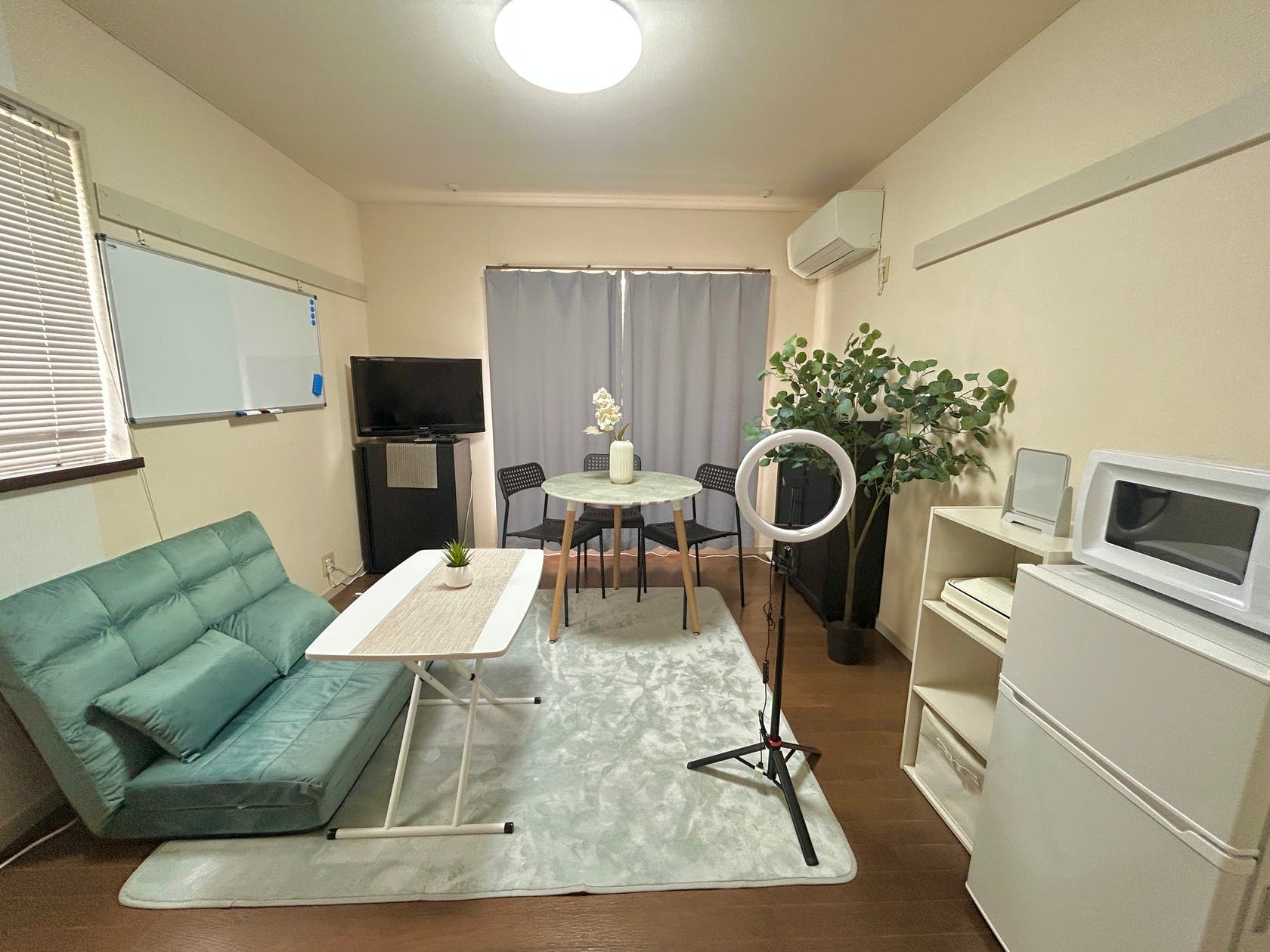 【2月New Open🩵完全個室】会議✏️リモートワーク🗒️女子会🌷ママ会🥂デート🫶誕生日会🎂歓送迎会🌸の写真1