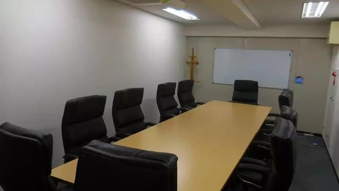 <新横浜駅4分!新横浜ホール 第6会議室 収容人数11名様>の写真1