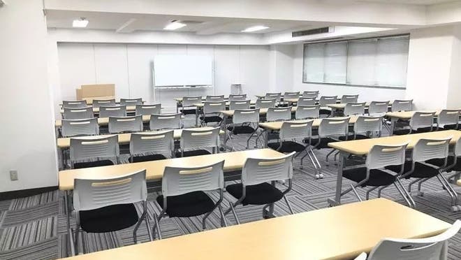 <新横浜駅4分!新横浜ホール 第9会議室 収容人数63名様>の写真2