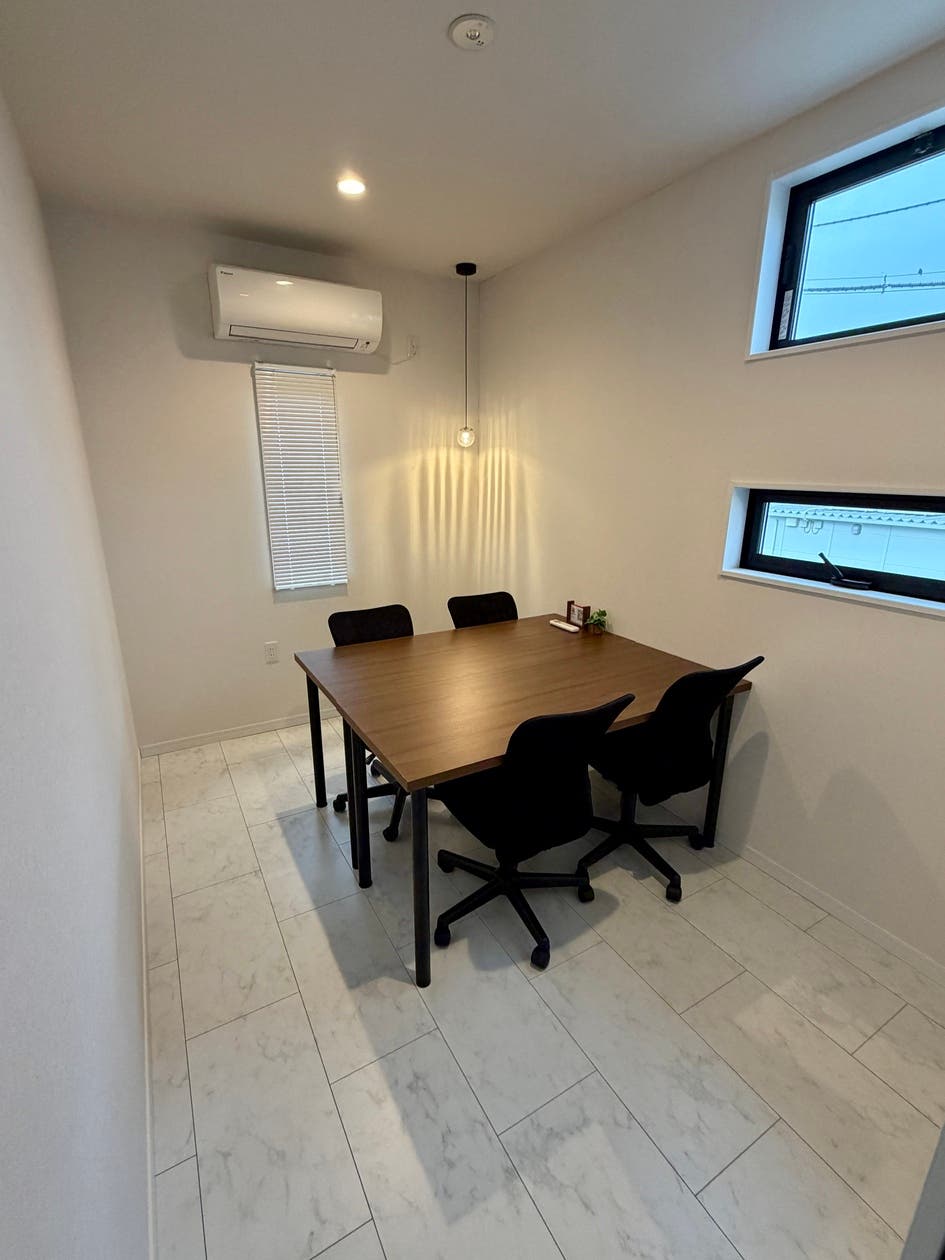 東広島市　西条駅から徒歩10分のレンタルスペース【201】の写真1