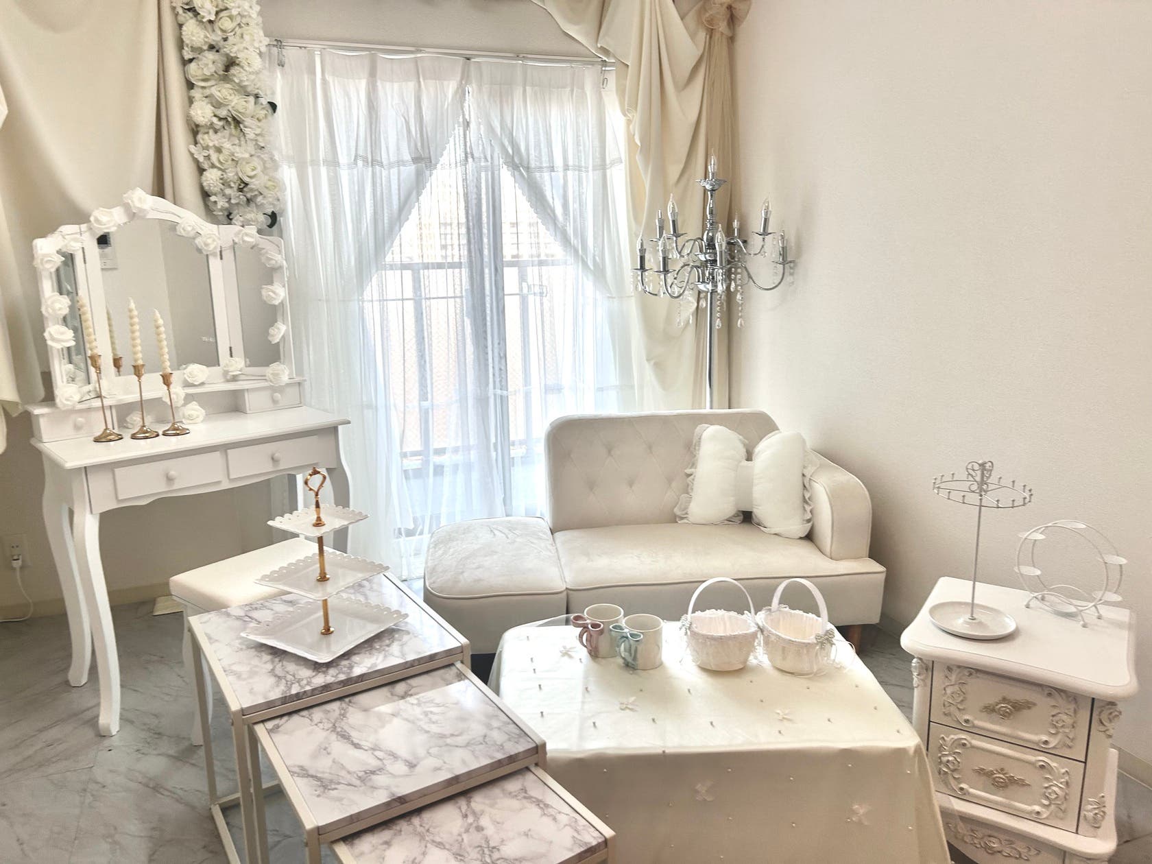 【丸の内駅徒歩5分】新規OPEN🎉姫系撮影スタジオ🌈✨️| 推し活 | 生誕祭 | ポトレの写真1