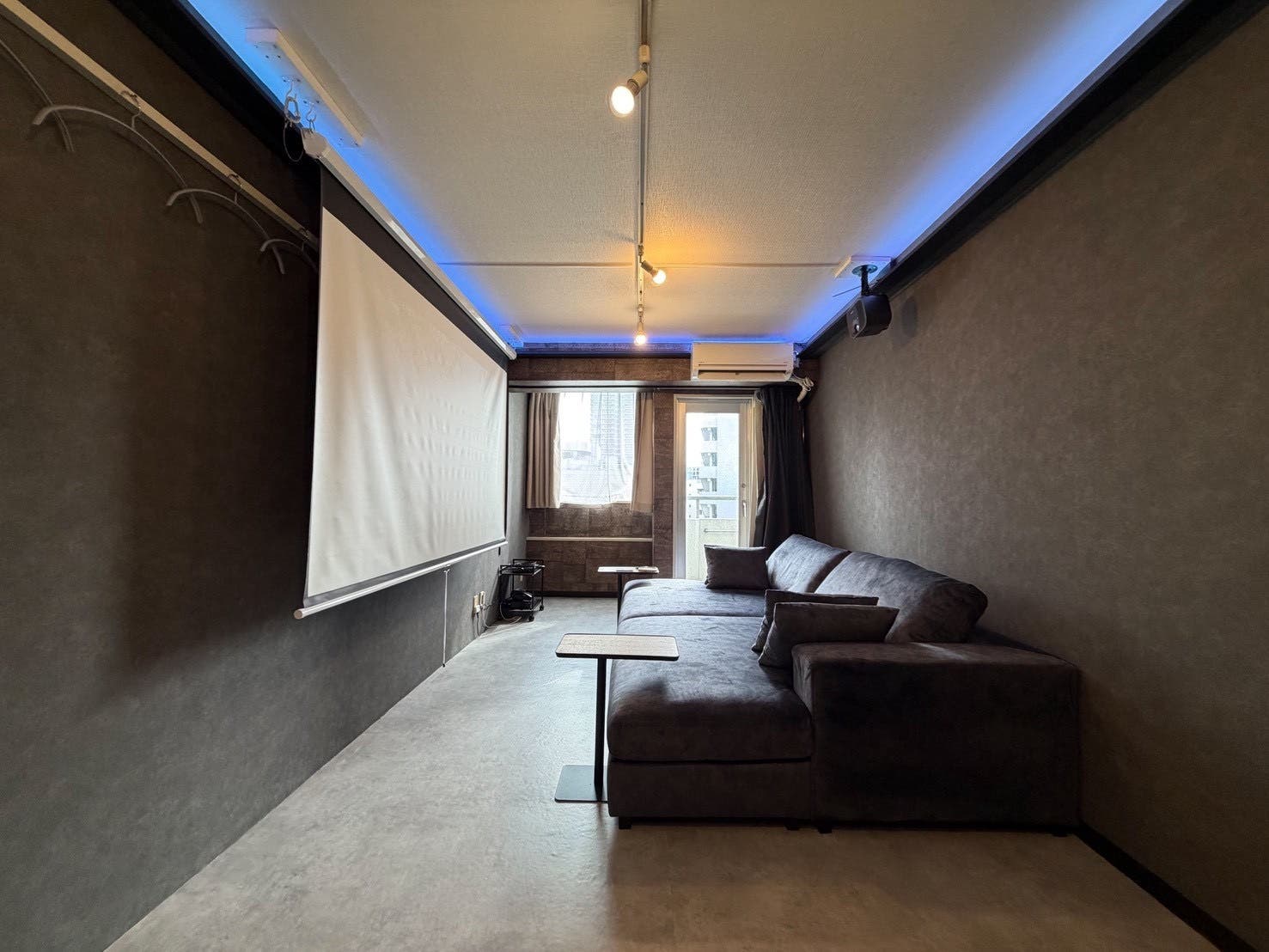 2月リニューアルOPEN✨池袋駅５分｜大型スクリーン｜24h｜DVDプレーヤー｜最大10名｜おうちシアター_404の写真4