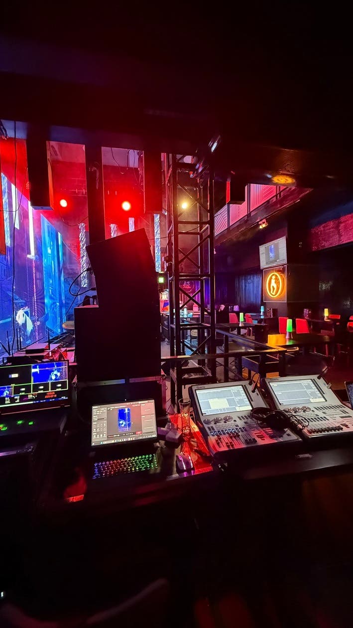 圧倒的な"映え"アメ村のライブハウスの写真5