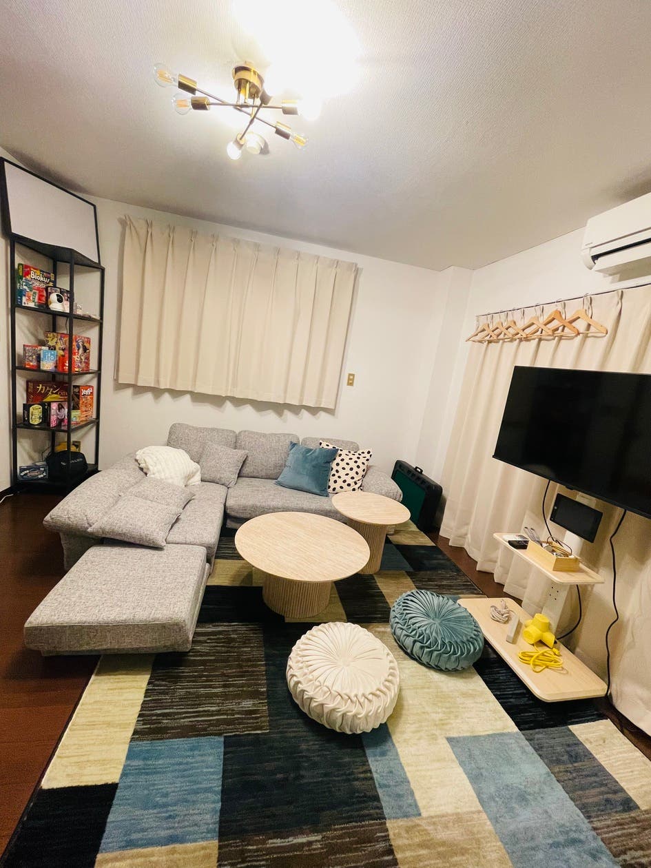 オープン価格中🥂【小倉駅4分】24h営業！ボドゲ×お洒落インテリアの隠れ家ルーム｜女子会・デート・記念日に♡の写真1