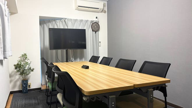 ✨NewOpen✨駅近/丸の内駅徒歩1分🚉高速WiFi・モニター完備💻8人まで利用可💼商談/面談/Web会議に最適✨の写真1