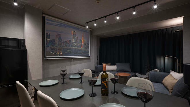 ㊗️NewOpen㊗️神田駅徒歩1分🚶最大15名👥100㌅大画面プロジェクター🎥パーティー🎉飲み会🥂合コン👥の写真1