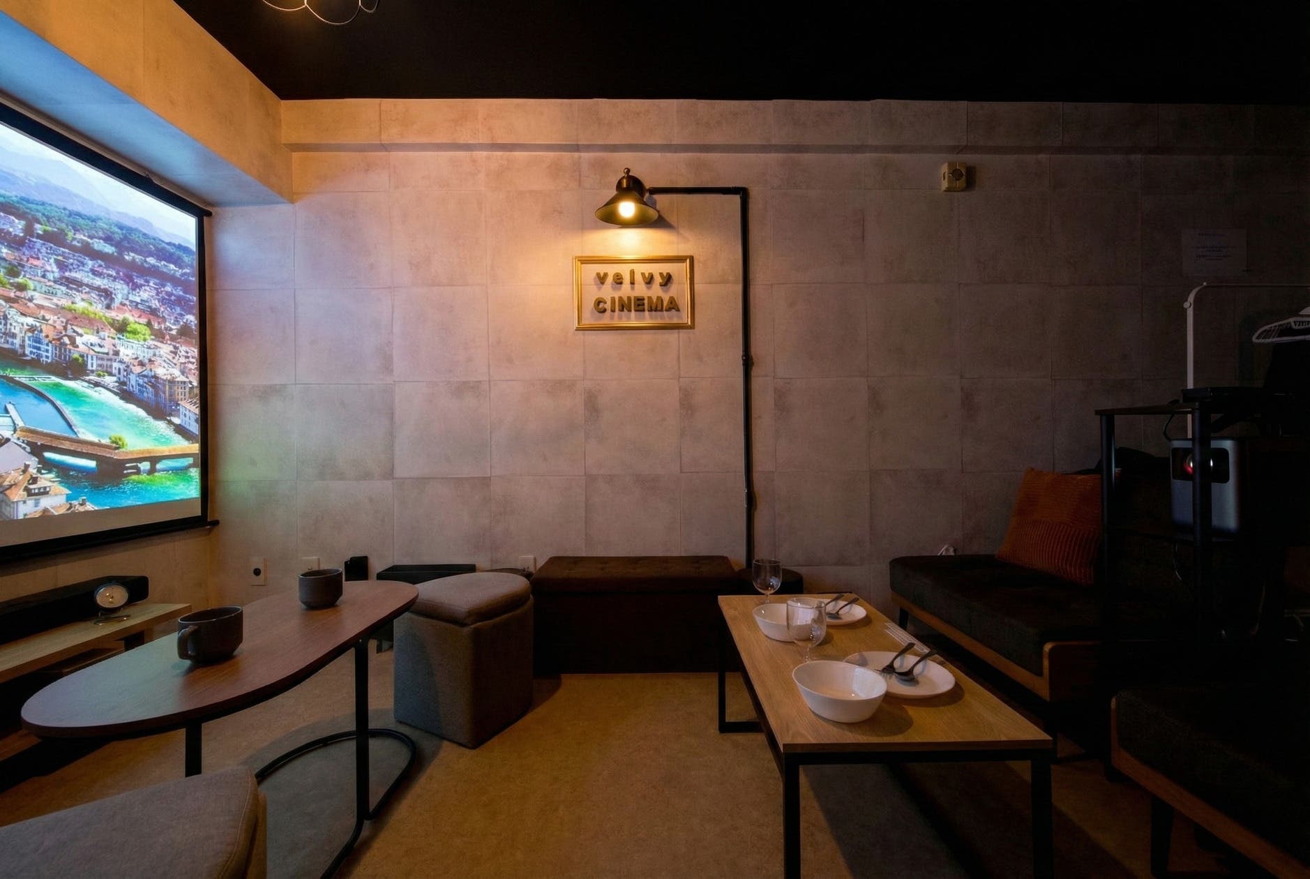 セレコレ🌳価格破壊💰最大13名🉐ｼｱﾀｰ✨ﾌﾟﾛｼﾞｪｸﾀ📽️映画🐈‍⬛デート💓ゲーム🎮女子会💗velvy池袋の写真15