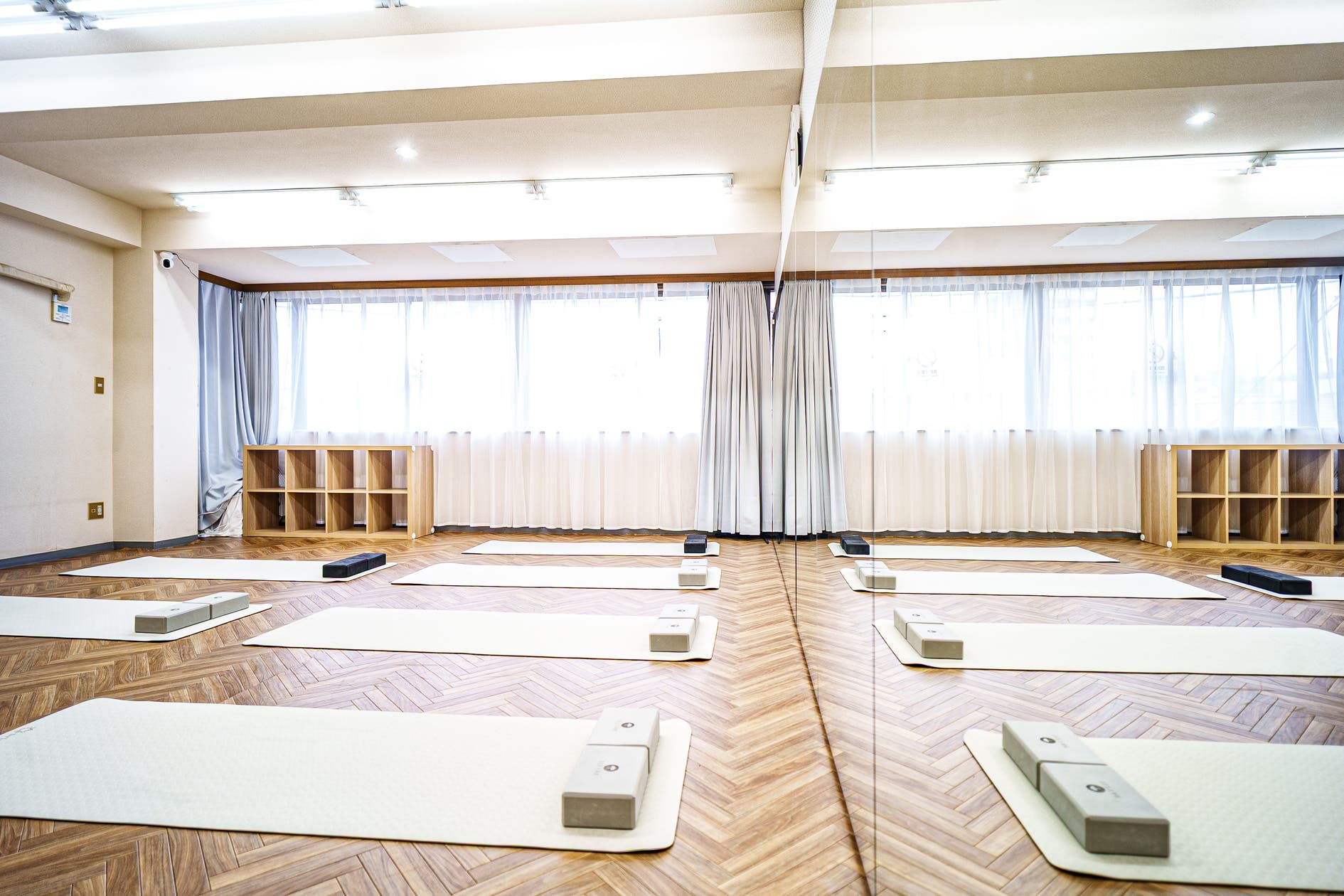 リニューアル限定価格🎉【横浜エリア|相鉄線天王町駅6分】ダンス・ヨガ・楽器演奏・撮影等におすすめ👍37㎡広々空間♪大型鏡設置の写真11