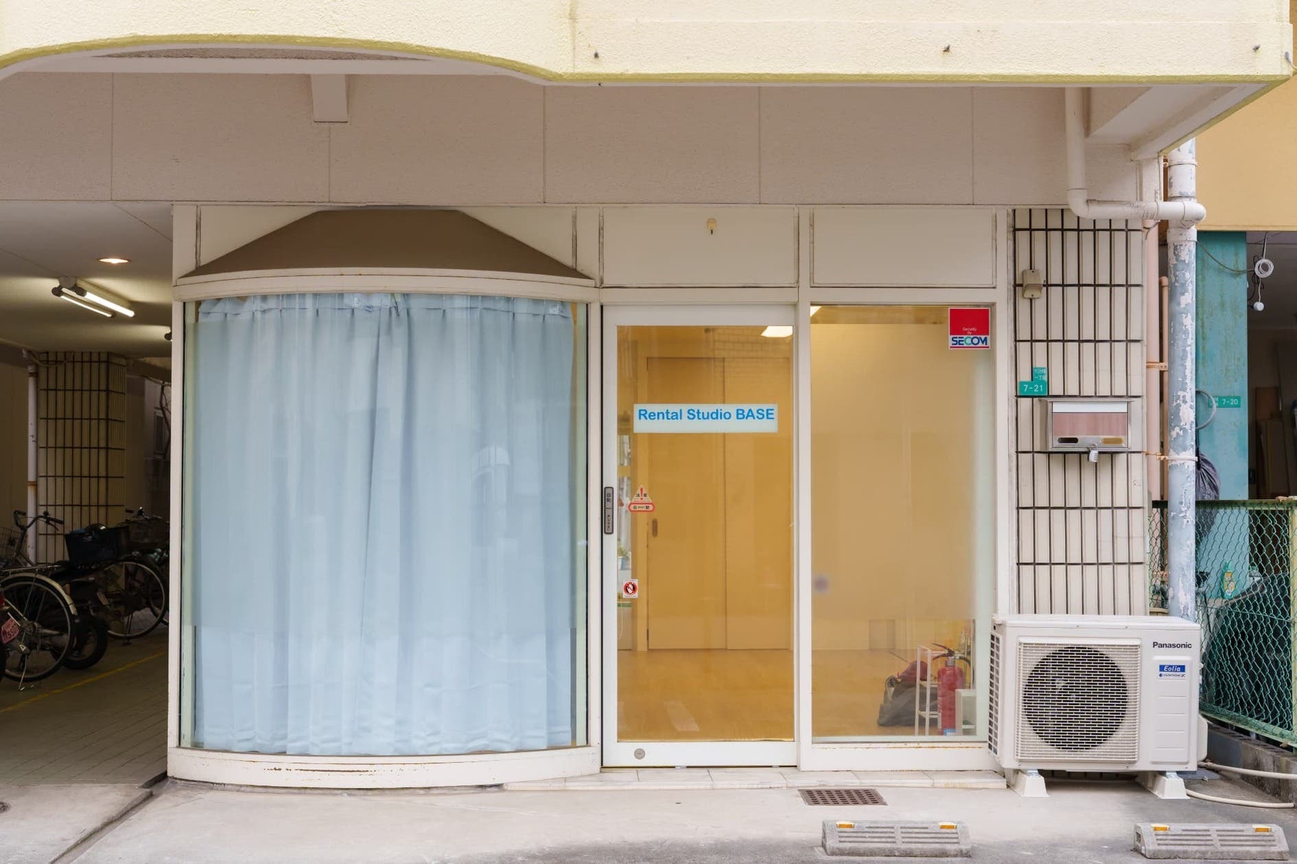 🎉2月OPEN記念特価・地域最安値級🎉ダンス・ヨガに最適完全個室✨十三駅徒歩9分｜大型鏡設置｜無料備品多数｜個人レッスン｜の写真4