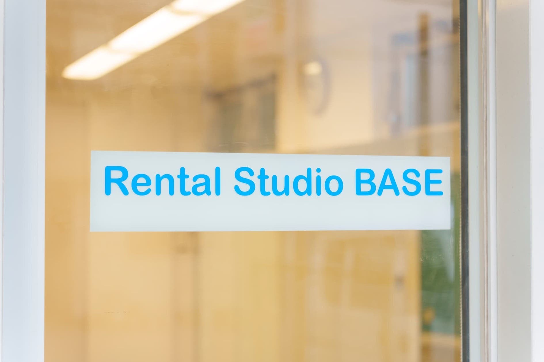 🎉2月OPEN記念特価・地域最安値級🎉ダンス・ヨガに最適完全個室✨十三駅徒歩9分｜大型鏡設置｜無料備品多数｜個人レッスン｜の写真3