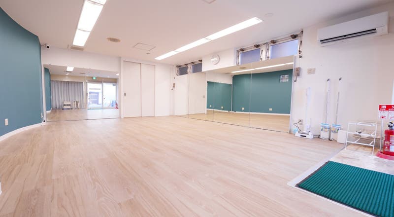 🎉OPEN記念地域最安値級🎉十三駅徒歩9分✨ダンス・ヨガに最適完全個室｜大型鏡設置｜無料備品多数｜個人レッスン｜