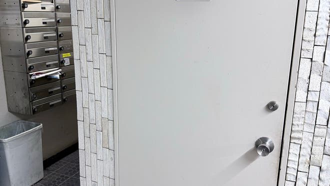 【ゴミ捨て無料】新宿三丁目駅徒歩30秒🚃24時間365日営業🏪ゲーム沢山👾グリーンチャンネル🐎BSCS・地デジ、DVD,の写真29