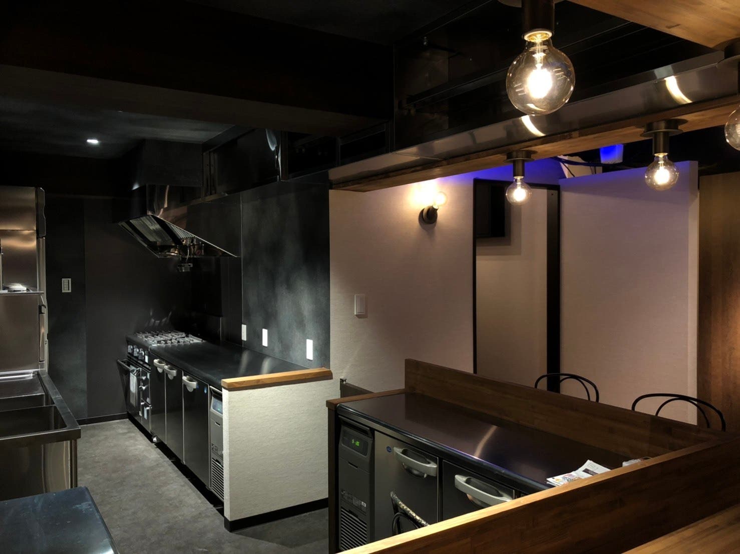 【六本木】最大35名利用可能なカラオケ付イベントスペース(歓送迎会/オフ会/女子会✨)｜撮影会📸、YouTube撮影🎥の写真2