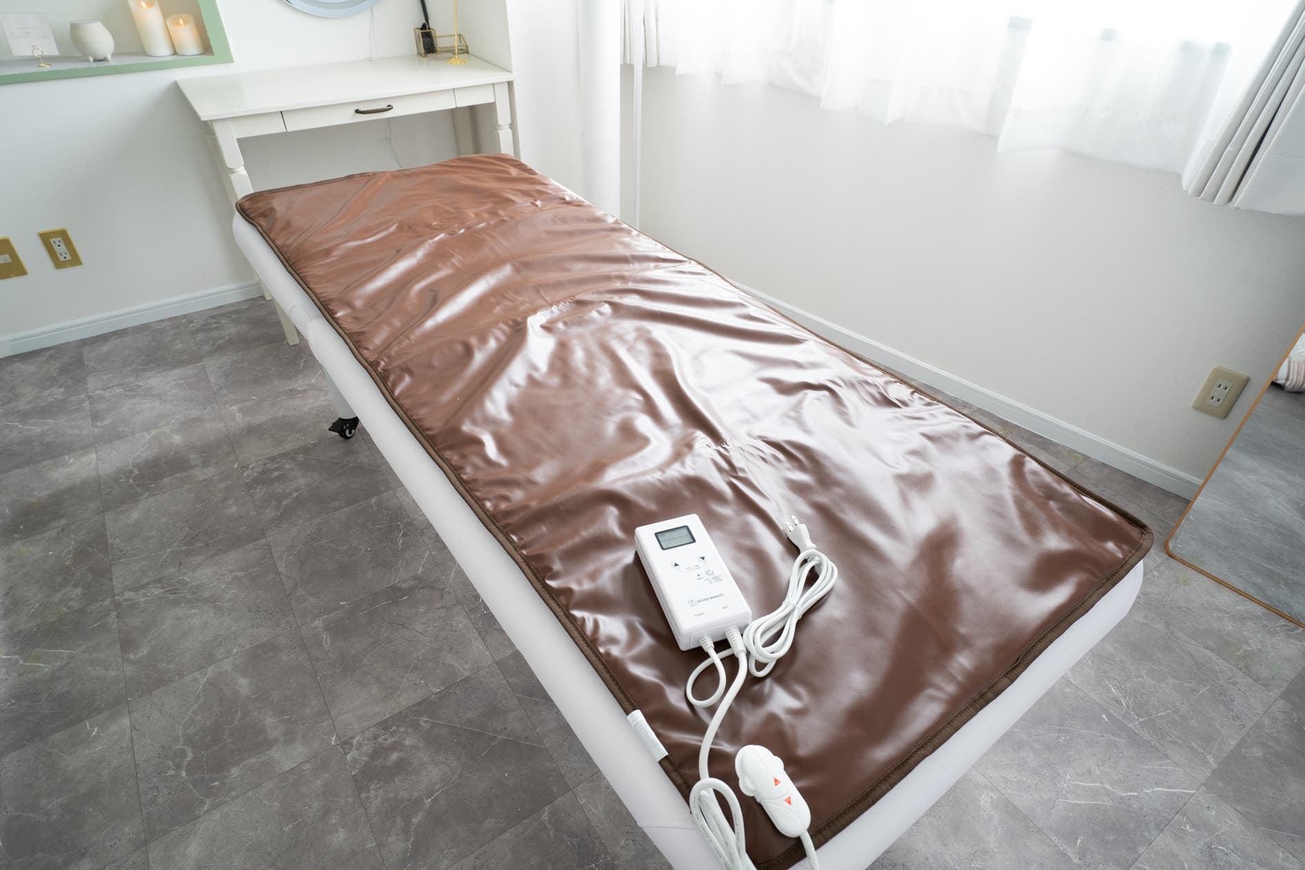 《OPENセール中🎉》【中野徒歩3分】完全個室レンタルサロン✨エステ・整体・ネイル・撮影｜見学受付中｜備品充実｜調光ライトの写真5