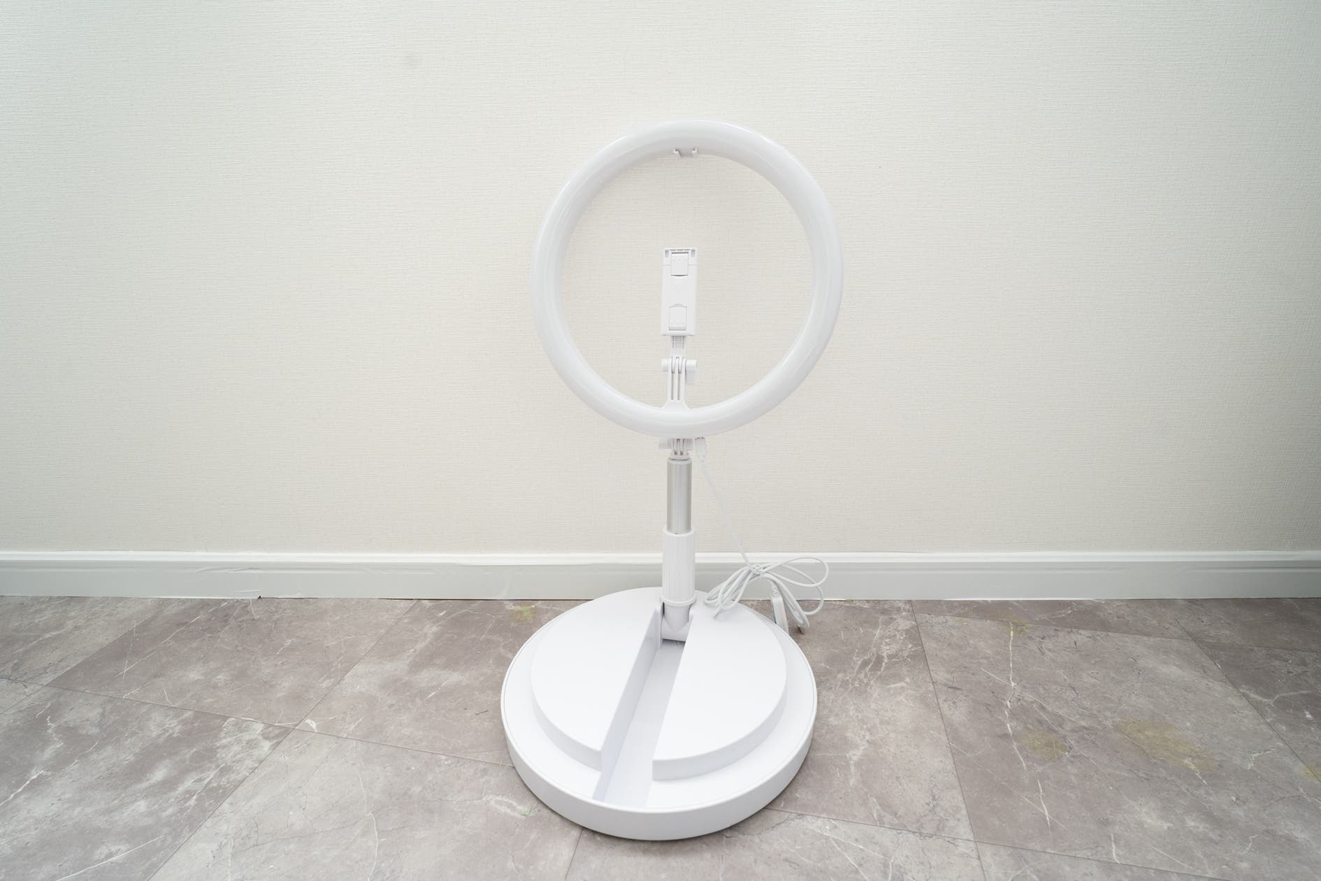 《OPENセール中🎉》【中野徒歩3分】完全個室レンタルサロン✨エステ・整体・ネイル・撮影｜見学受付中｜備品充実｜調光ライトの写真19