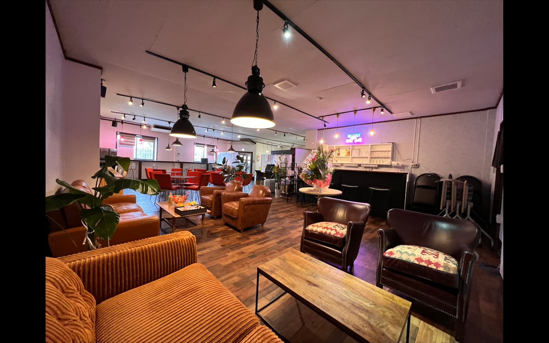 うめきた至近。大人の隠れ家スペース｜定員50名・飲食持込OKの写真1
