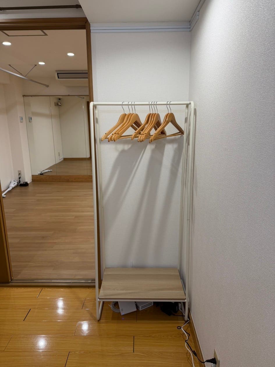 大久保駅南口徒歩１分！ダンスや楽器演奏（ドラムなどの打楽器不可。）も可能な多目的スタジオ！の写真9