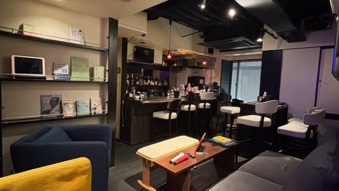 新宿駅ど真ん中。静かな個室、こちらに用意しておきましたよ。の写真1