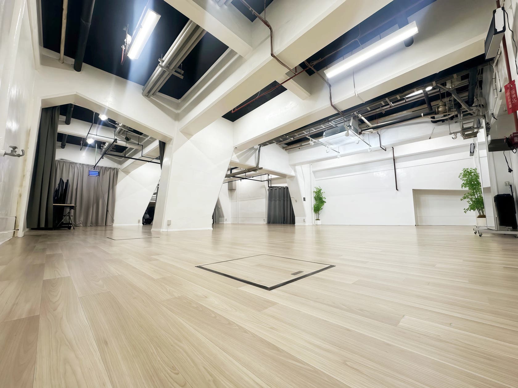 【109+B1 】大音量・24時間利用OK！ダンス・演劇・楽器練習・配信・リハーサル・最適！SMOOTH全自動入退室システムの写真5