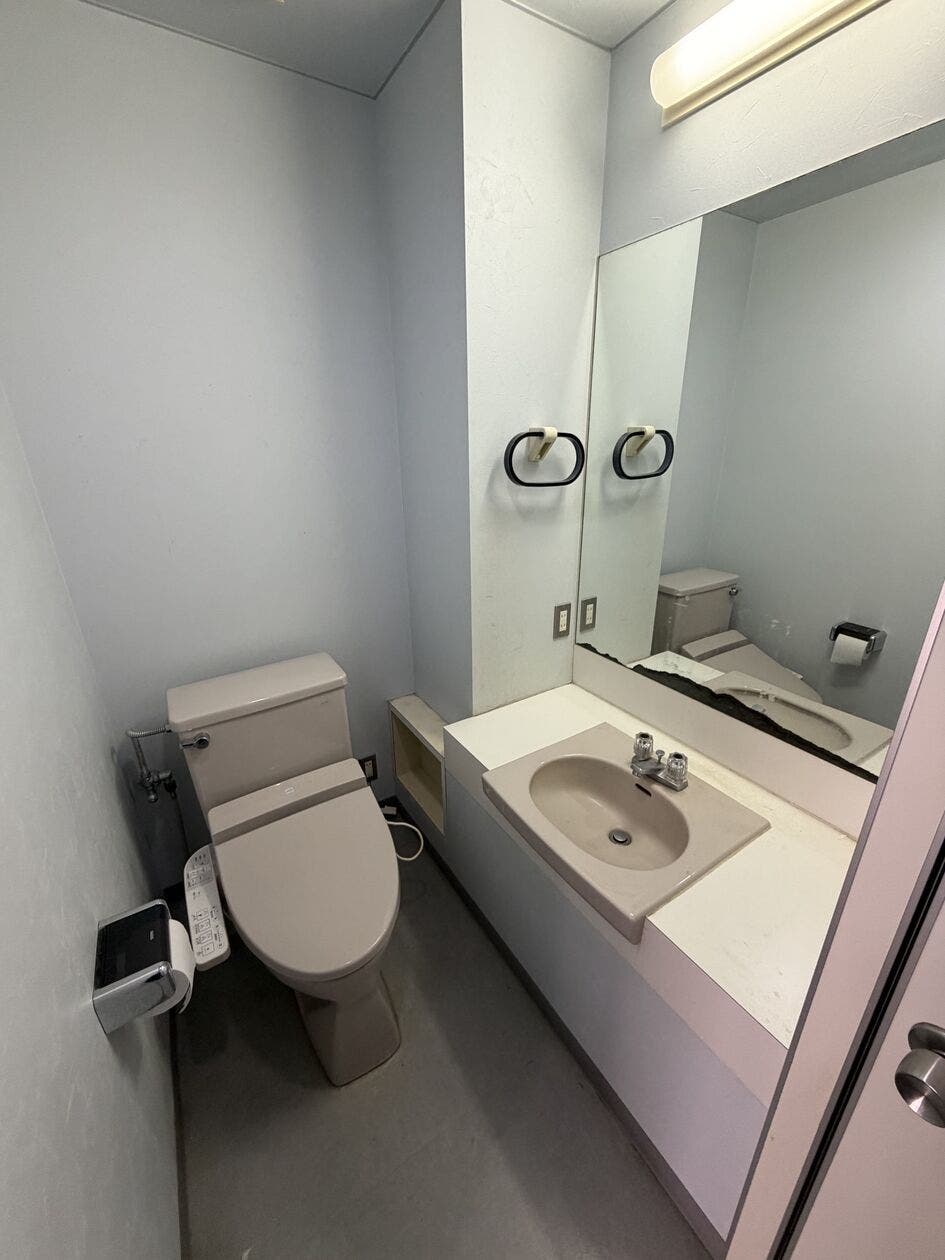 【平塚駅徒歩2分】地域最大級116㎡！大人数レッスン・大型フォーメーション確認に最適な本格ダンススタジオ「Shore」の写真3