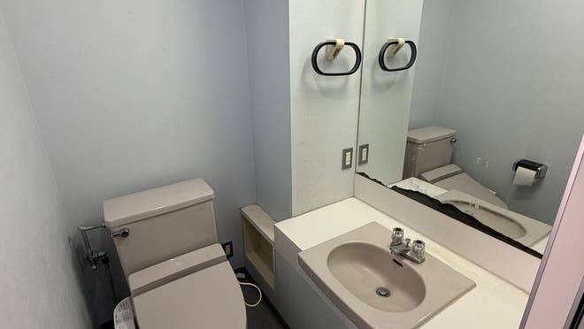 【平塚駅徒歩2分】地域最大級116㎡!大人数レッスン・大型フォーメーション確認に最適な本格ダンススタジオ「Shore」の写真3