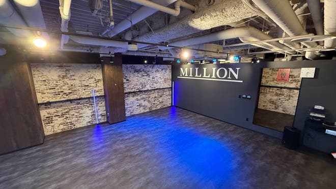 NewOpen【JR千葉徒歩0分】駅ビル直結 1分でスタジオ 広々71㎡ 高速WI-FI📱 24時間利用可能の写真2