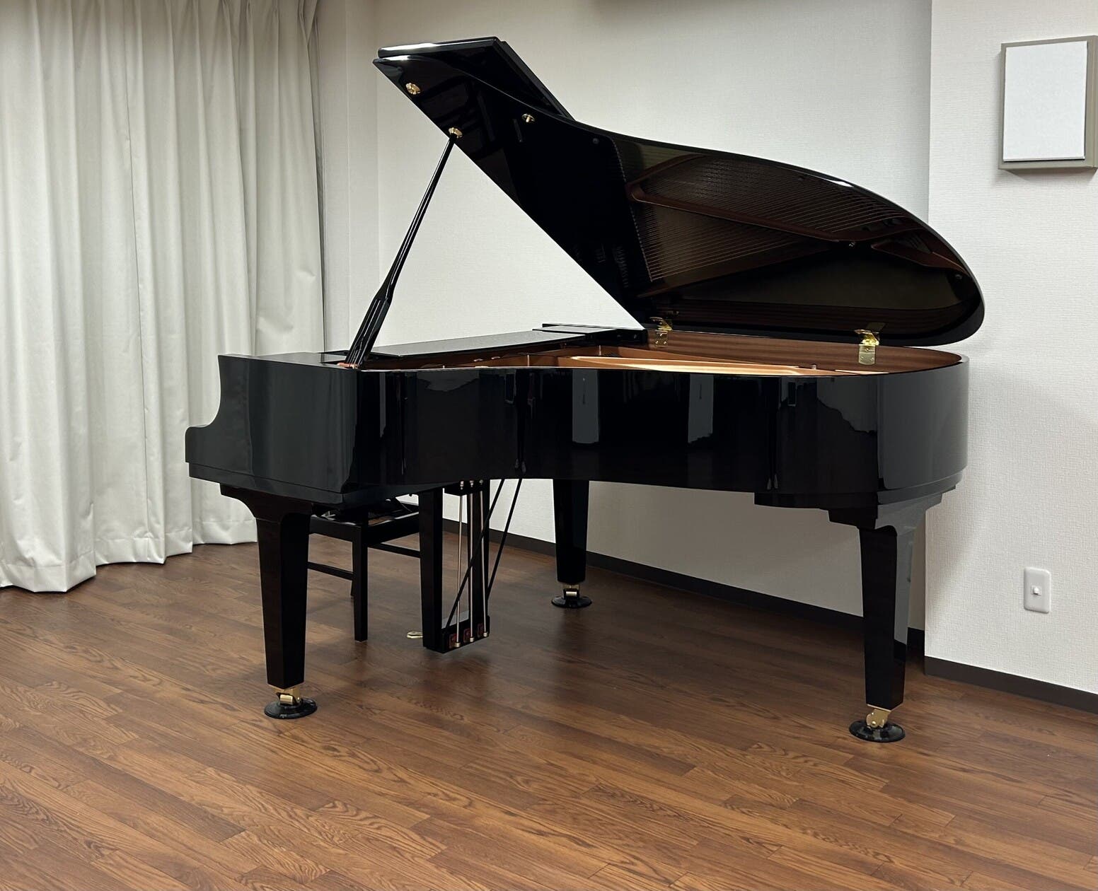 グランドピアノ（ヤマハC3X）＊2時間利用以内の画像1