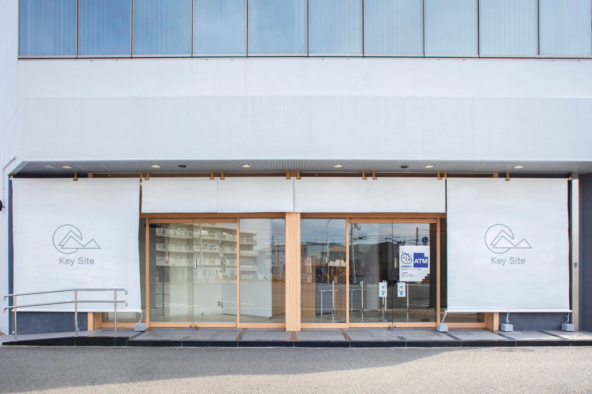 Phone Booth02 - Key Site - 和歌山駅から徒歩8分の写真4