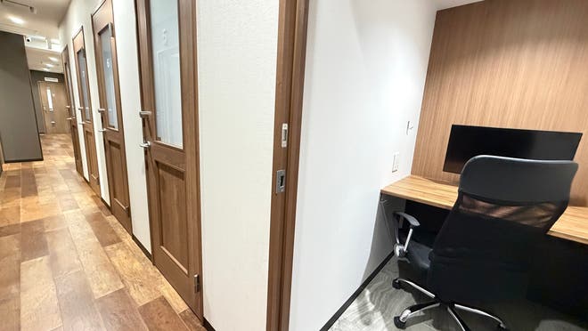 【浅草駅から徒歩1分】モニター・フリードリンク付き4名会議室(RoomD)の写真8