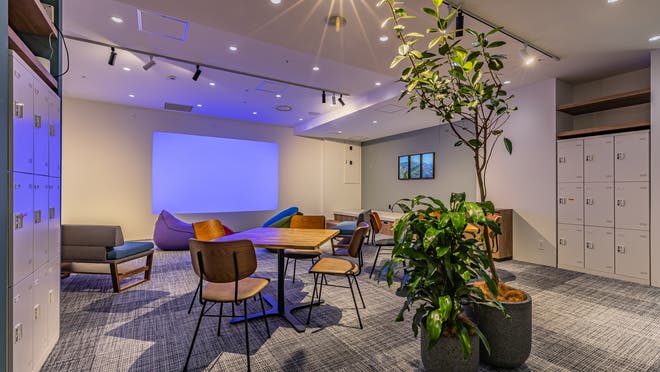 【新静岡駅徒歩1分】最大20名|静かな地下空間|講義・研修・会議向けの写真1