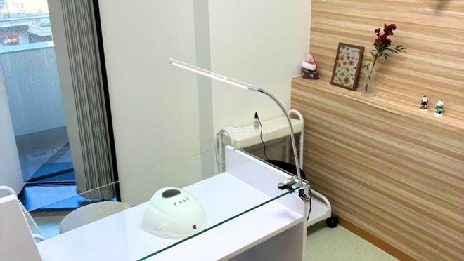 虎ノ門|美容施術・ケアに、ネイル設備付きシェアサロンスペースの写真2
