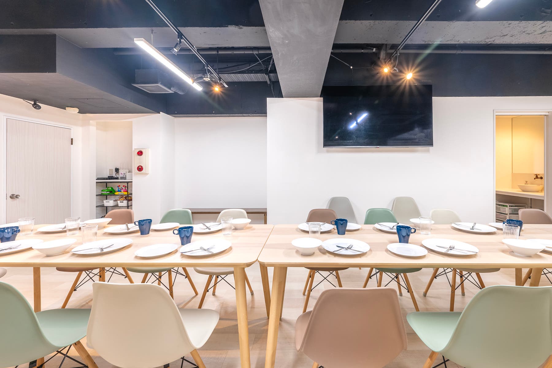 スペモ🏠料理🍽️歓送迎会🎊広々キッチン🍴映画鑑賞🎥ビジネス🚶‍♂️パーティー🍺打ち上げ🎊013_fika新宿御苑の写真9