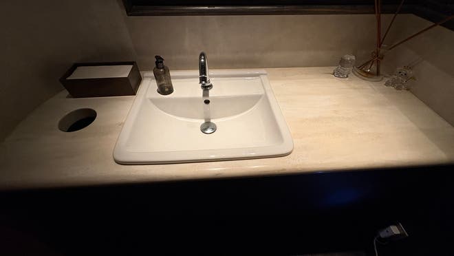 赤坂駅徒歩2分の隠れ家BAR貸切(カラオケ付き)の写真8