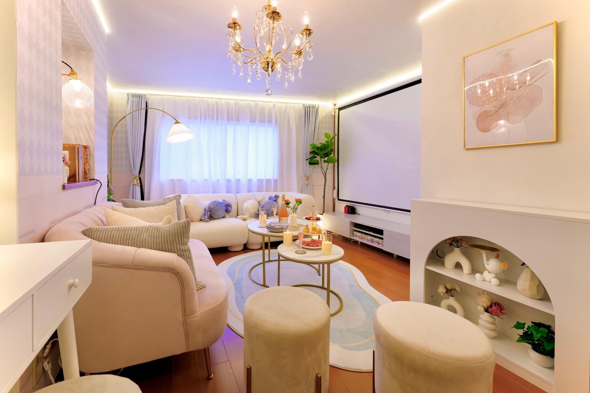 ✨大人かわいい世界観🤍ラグジュアリー女子会🍾 100㌅鑑賞会＆Switch🎮生誕祭にも🍰どこから撮っても写真映え📸の写真1