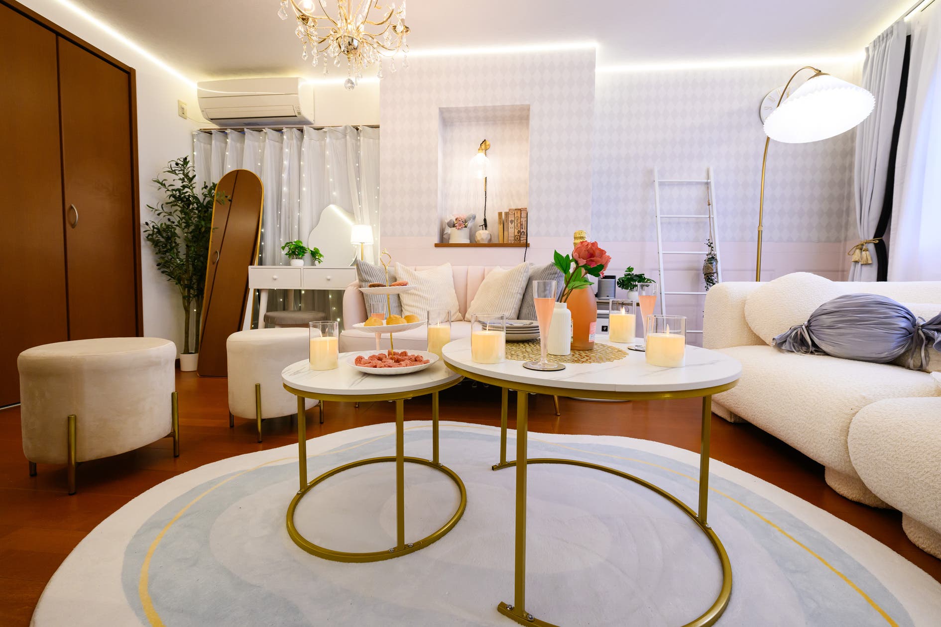 ✨大人かわいい世界観🤍ラグジュアリー女子会🍾 100㌅鑑賞会＆Switch🎮生誕祭にも🍰どこから撮っても写真映え📸の写真14