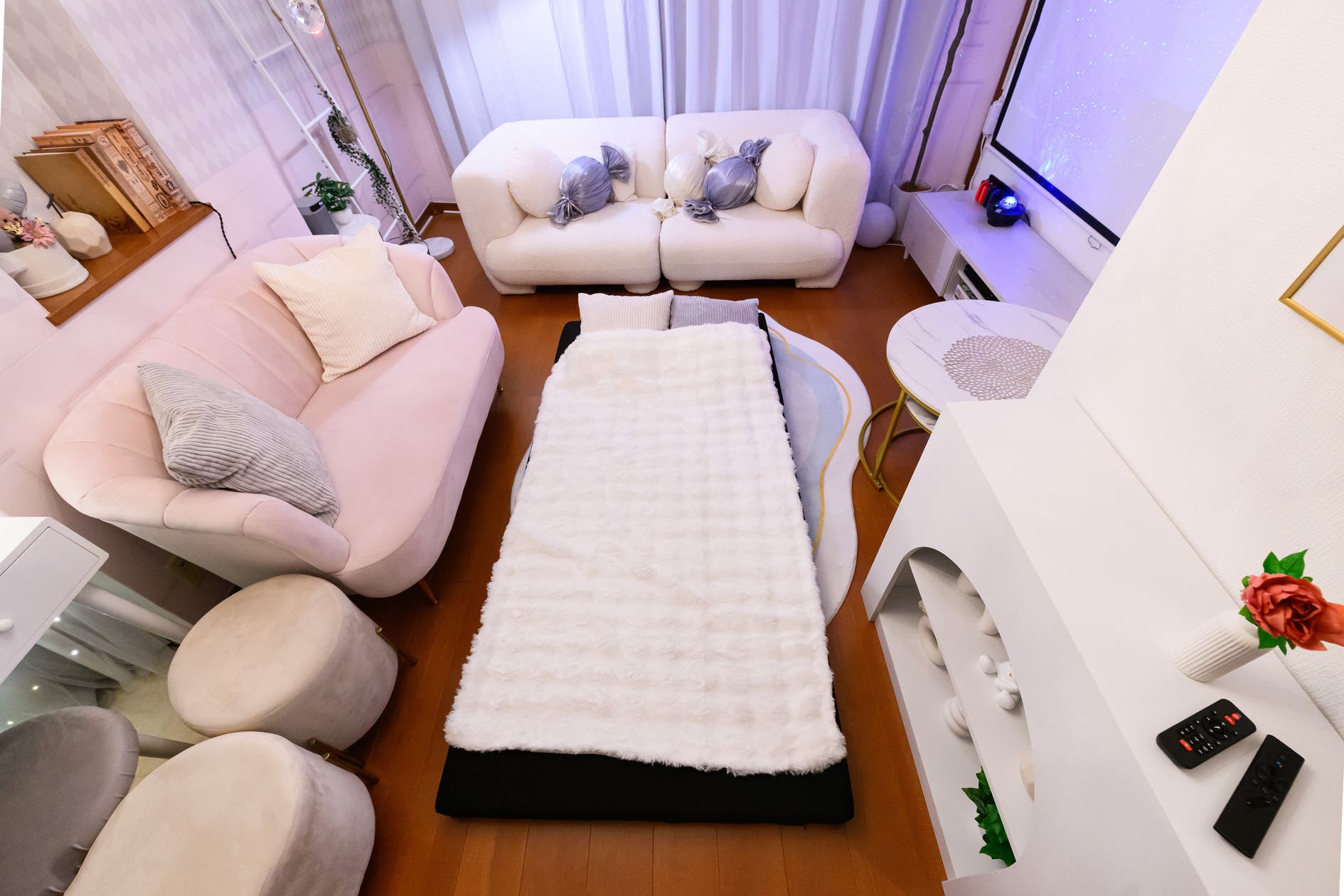 ✨大人かわいい世界観🤍ラグジュアリー女子会🍾 100㌅鑑賞会＆Switch🎮生誕祭にも🍰どこから撮っても写真映え📸の写真17