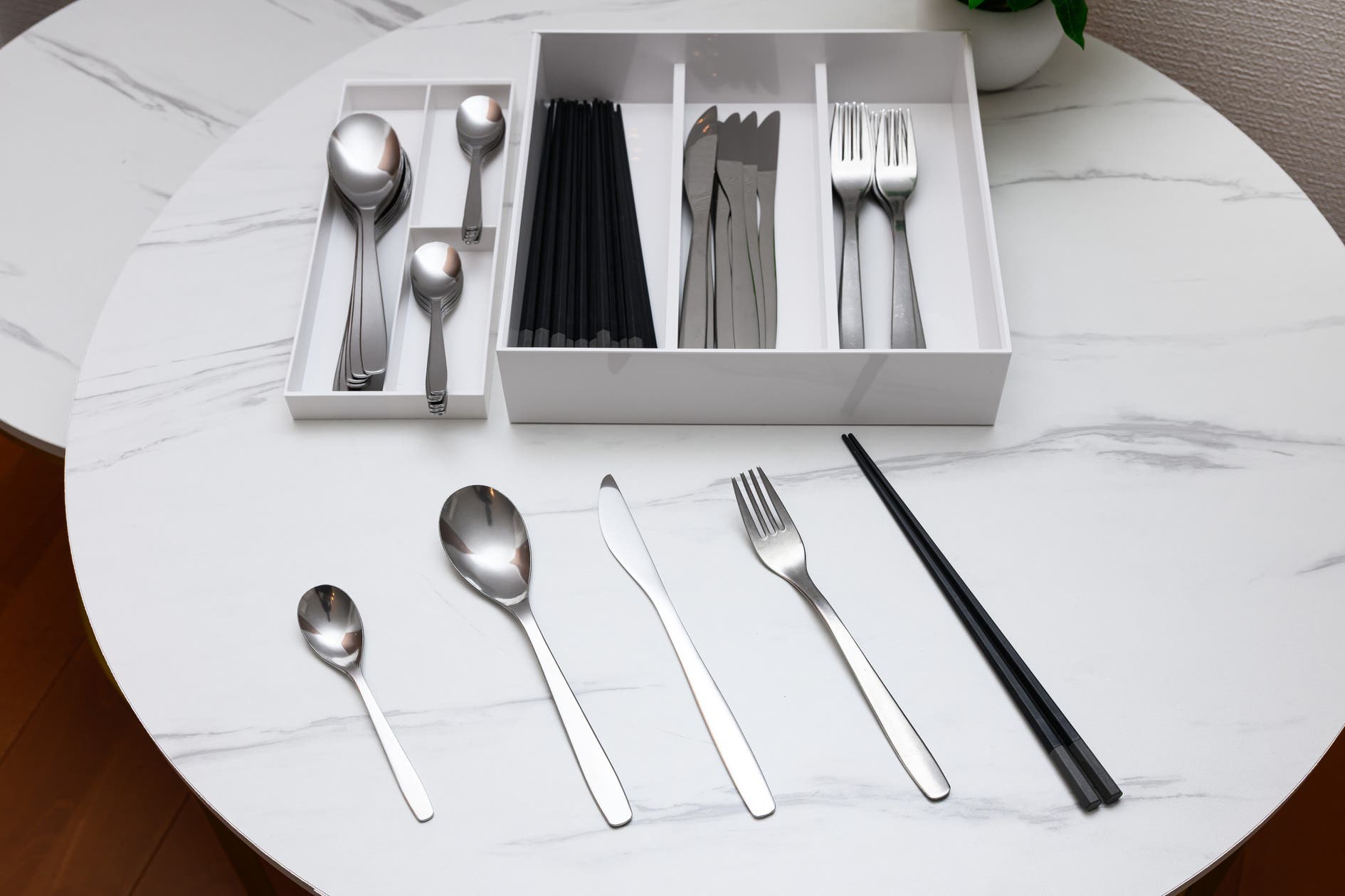 ✨大人かわいい世界観🤍ラグジュアリー女子会🍾 100㌅鑑賞会＆Switch🎮生誕祭にも🍰どこから撮っても写真映え📸の写真22