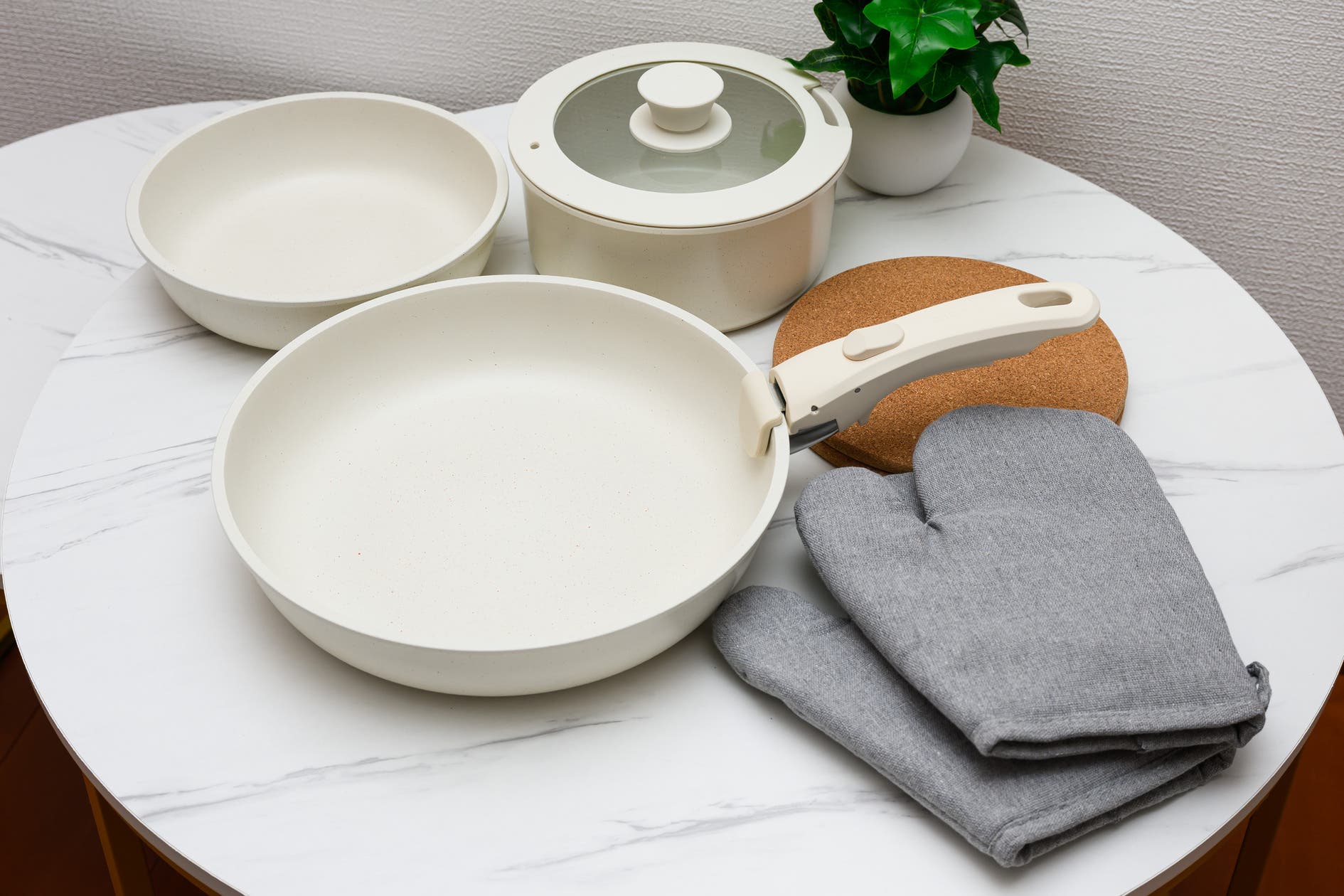 ✨大人かわいい世界観🤍ラグジュアリー女子会🍾 100㌅鑑賞会＆Switch🎮生誕祭にも🍰どこから撮っても写真映え📸の写真24