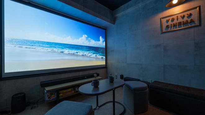 セレコレ🌳価格破壊💰最大13名🉐シアター✨プロジェクタ📽️映画🐈⬛デート💓ゲーム🎮女子会💗velvy池袋の写真11