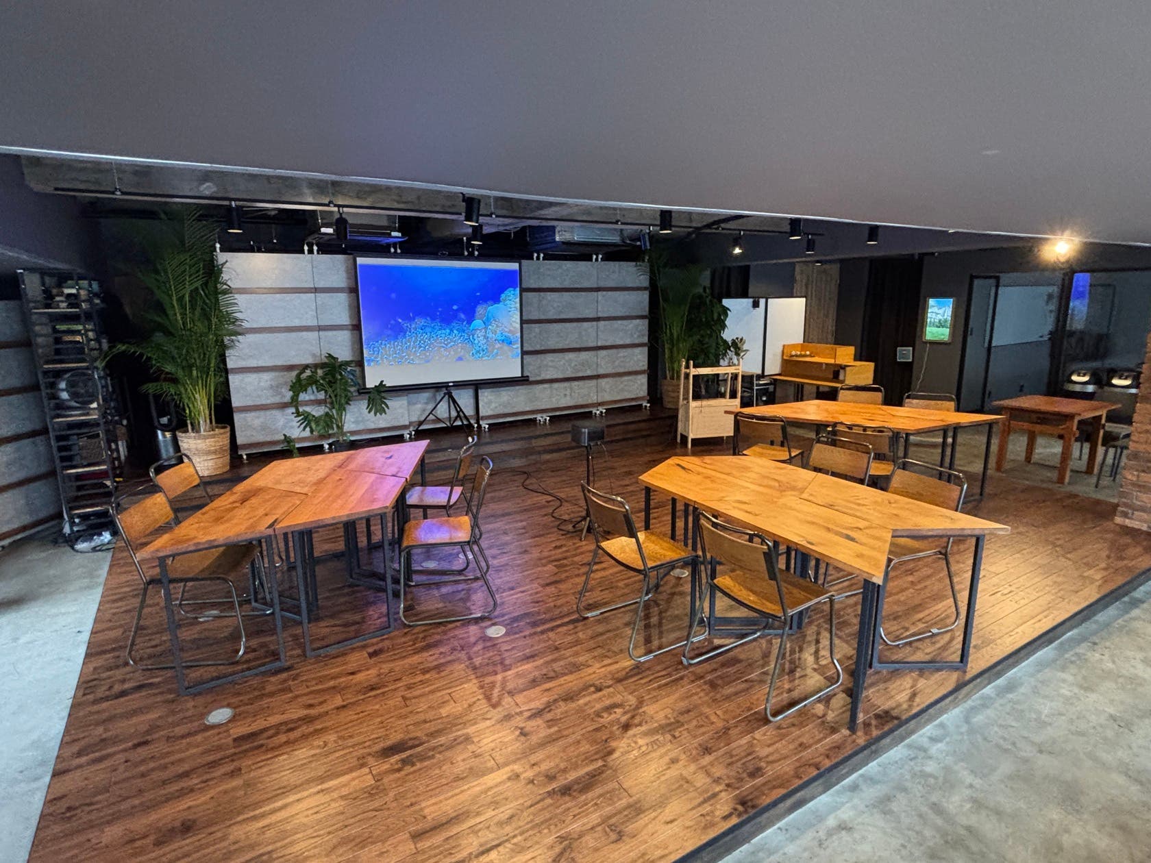 【南森町駅 徒歩３分】おしゃれなデザイン事務所を完全貸切。イベント/研修/セミナー/会議/講習会など【レンタルスペース】の写真29