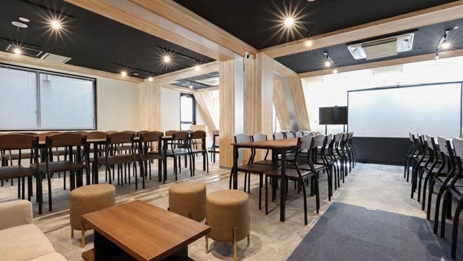 NEW🌟〈YOYO秋葉原〉席数85名。立食約100名⭐︎秋葉原駅徒歩4分・打ち上げ・研修・イベントセミナー・二次会・飲み会の写真1