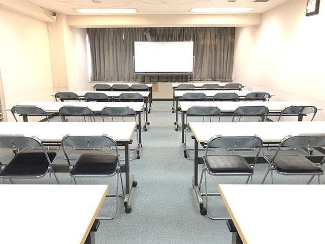 駅直結！横浜セネックス　Ｃ会議室　収容人数30名様の写真1