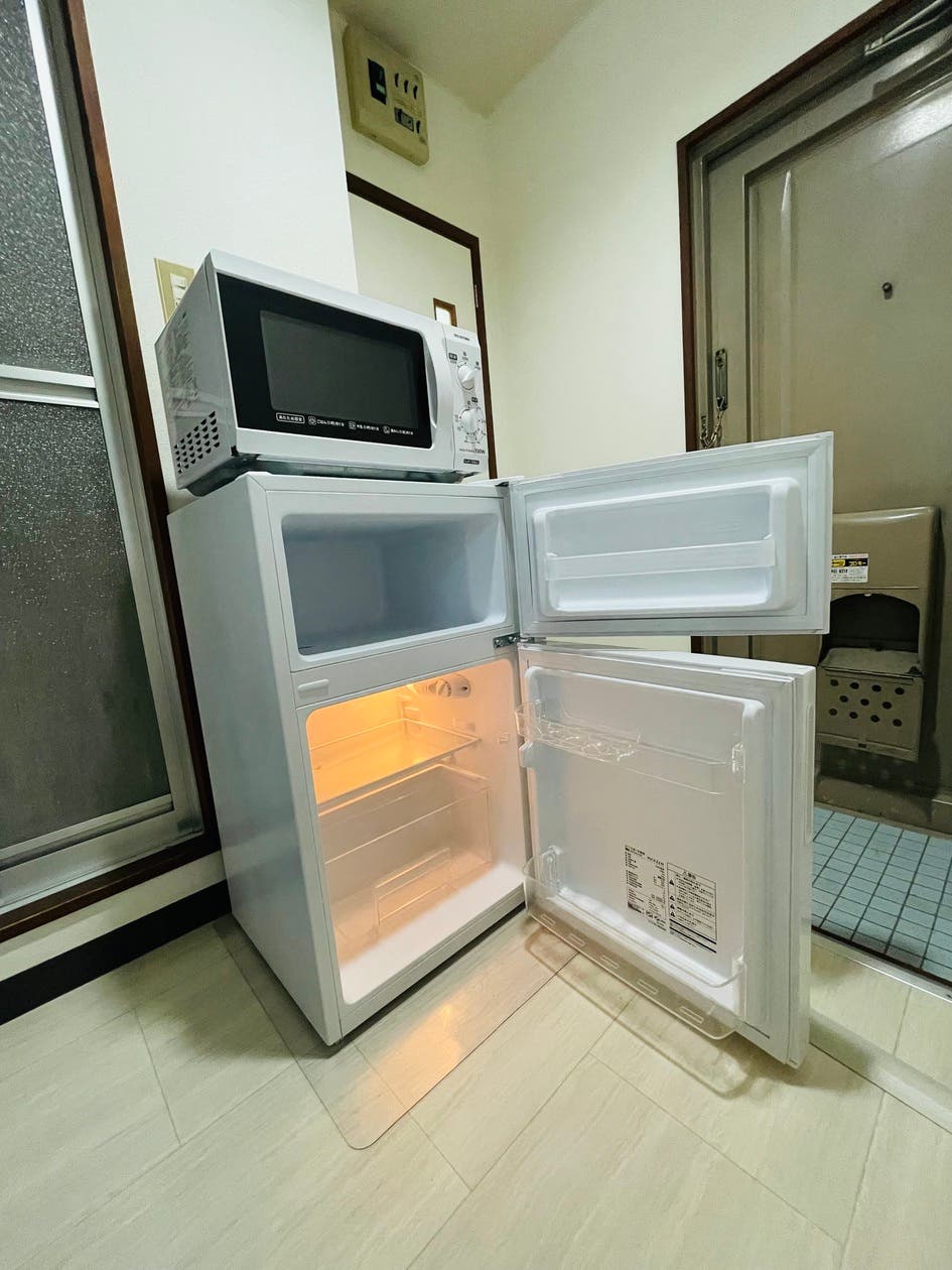 100インチスクリーン＋４Kプロジェクターで大迫力の映画🎞ゲーム🎮推し活🤍贅沢な遊び時間を、大人だけの隠れ家で🖤の写真21