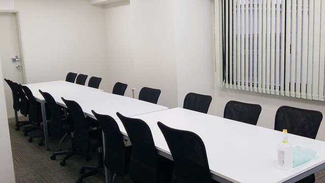 関内駅南口より徒歩1分の貸し会議室の写真1