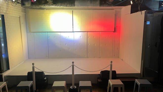 JR新大久保駅から徒歩2分のライブハウス/カフェイベントも可の写真1