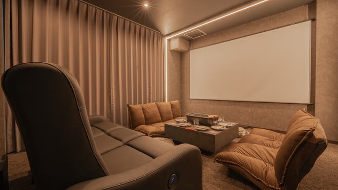 スペモ🎥京都駅徒歩2分🚶♀️プロジェクター🎞️デート💗映画鑑賞🍿ゲーム🎮715_ASTIL CINEMA 京都駅前の写真13