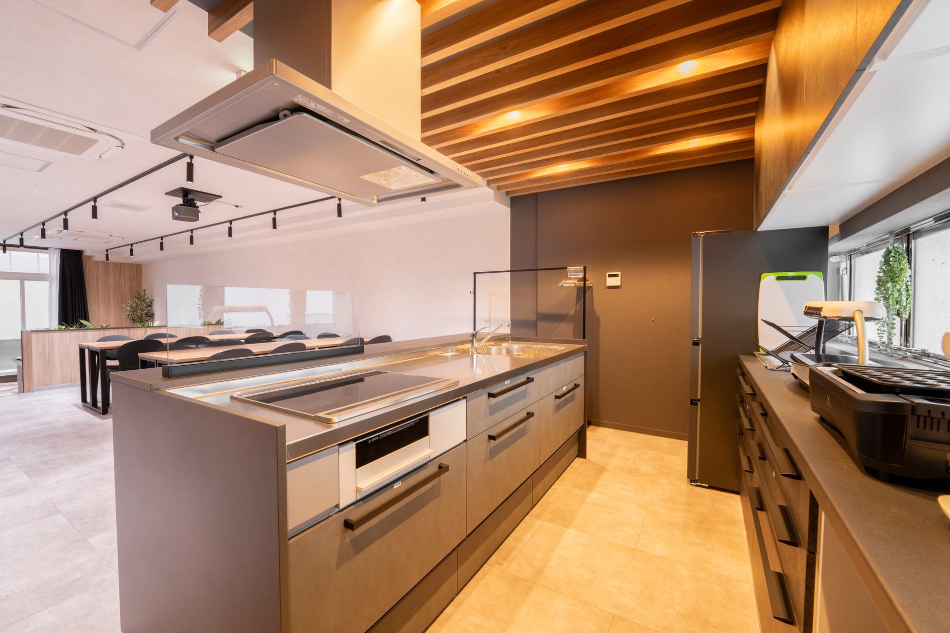 スペモ🏠キッチン🍳会議📝イベント🤩ボドゲ🎲パーティー🎉撮影🎥714_ASTIL LOUNGE 京都駅前の写真8