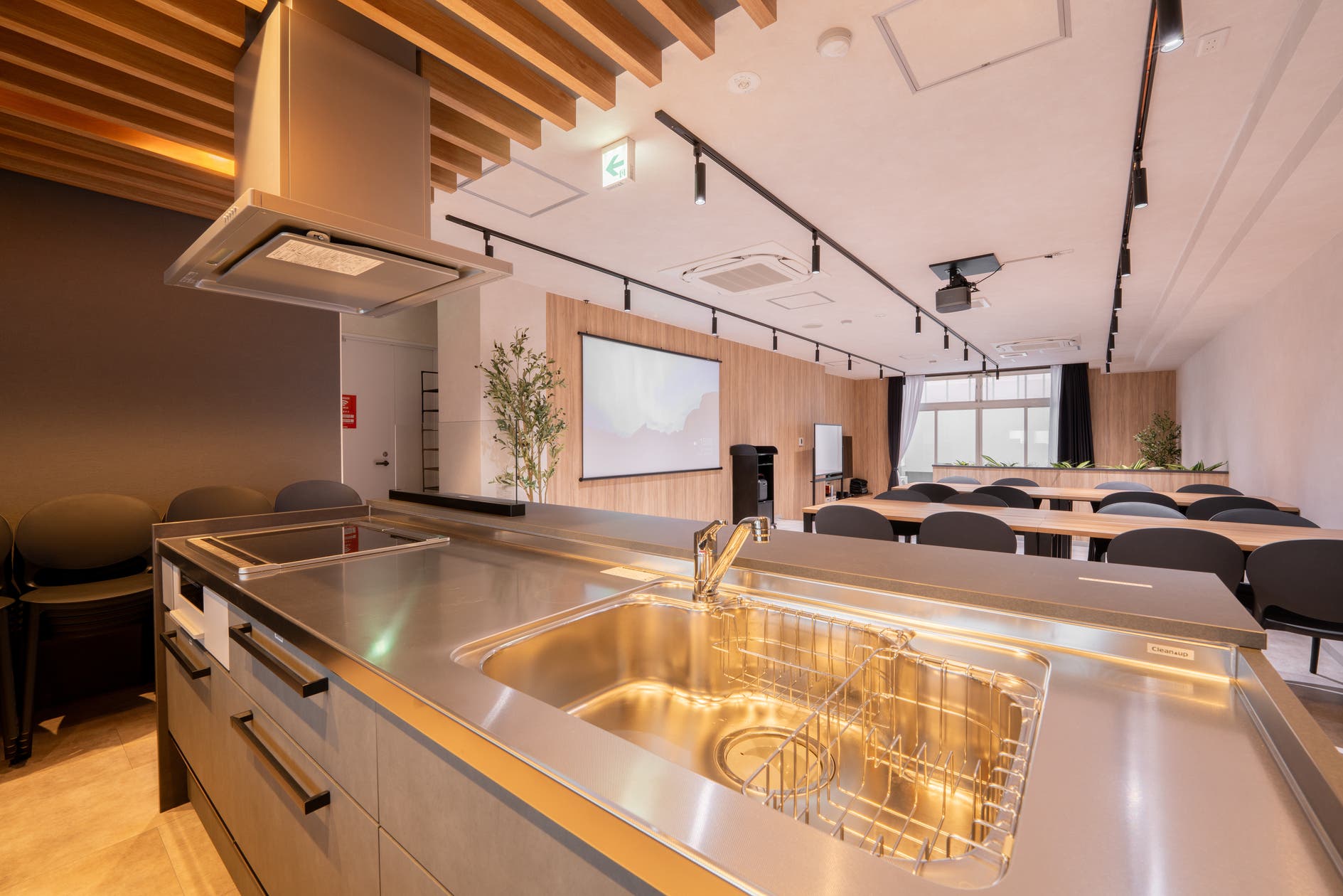 スペモ🏠キッチン🍳会議📝イベント🤩ボドゲ🎲パーティー🎉撮影🎥714_ASTIL LOUNGE 京都駅前の写真12