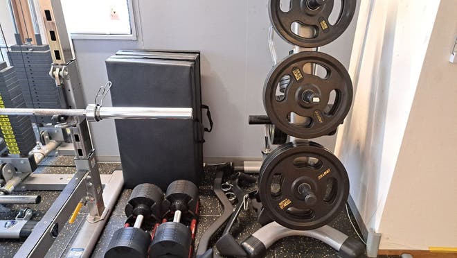 北千住駅徒歩6分/本格ジムとゆったりサロンを堪能できるプライベート空間/気兼ねなく使える隠れ家スポットの写真8