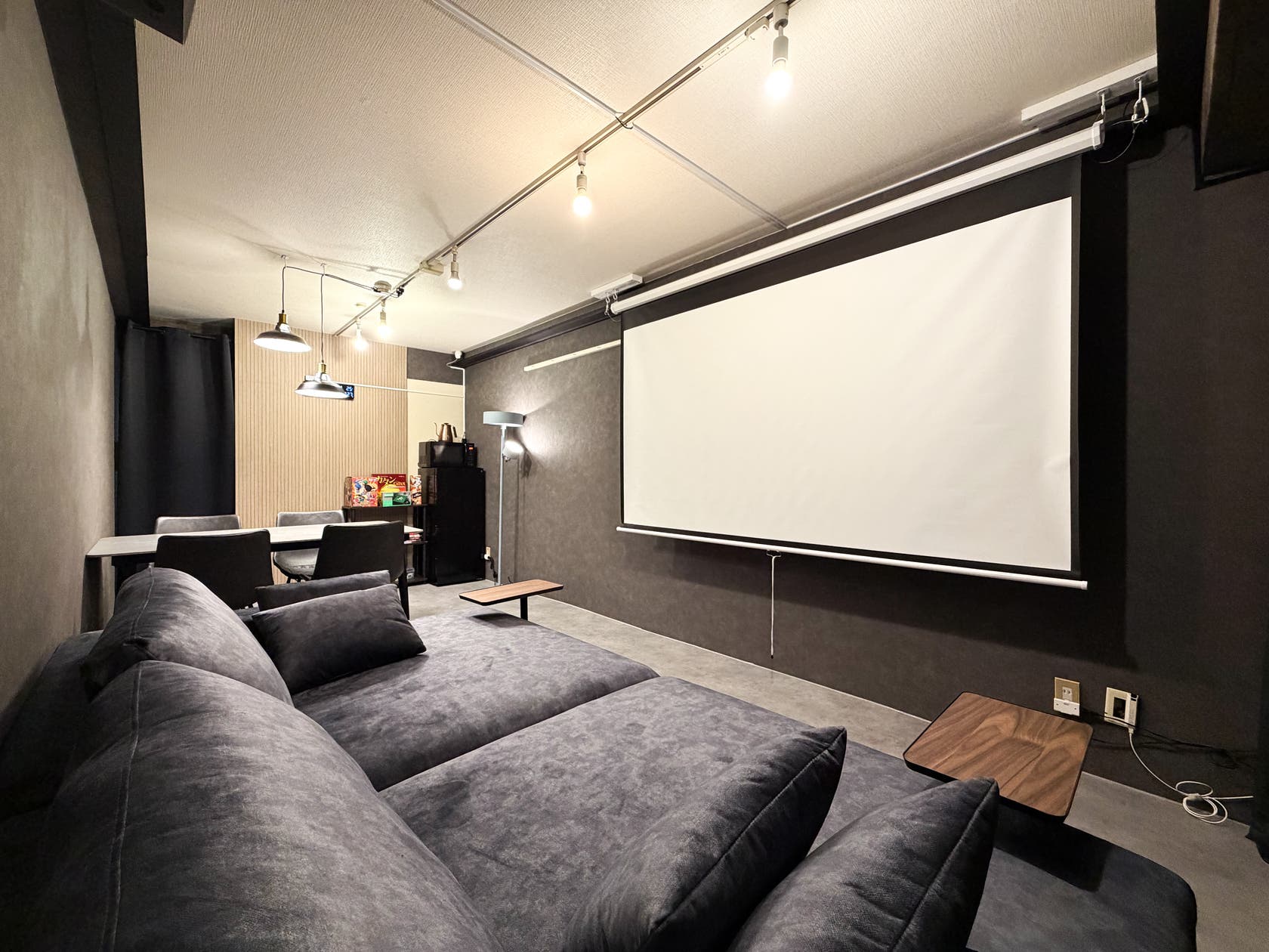 2月リニューアルOPEN✨池袋駅５分｜大型スクリーン｜24h｜DVDプレーヤー｜最大10名｜おうちシアター_404の写真15